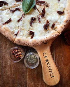LA RUSTICA